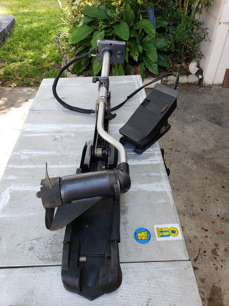 JOHNSON TROLLING MOTOR 28# THRUST for Sale in Mulberry, FL - OfferUp