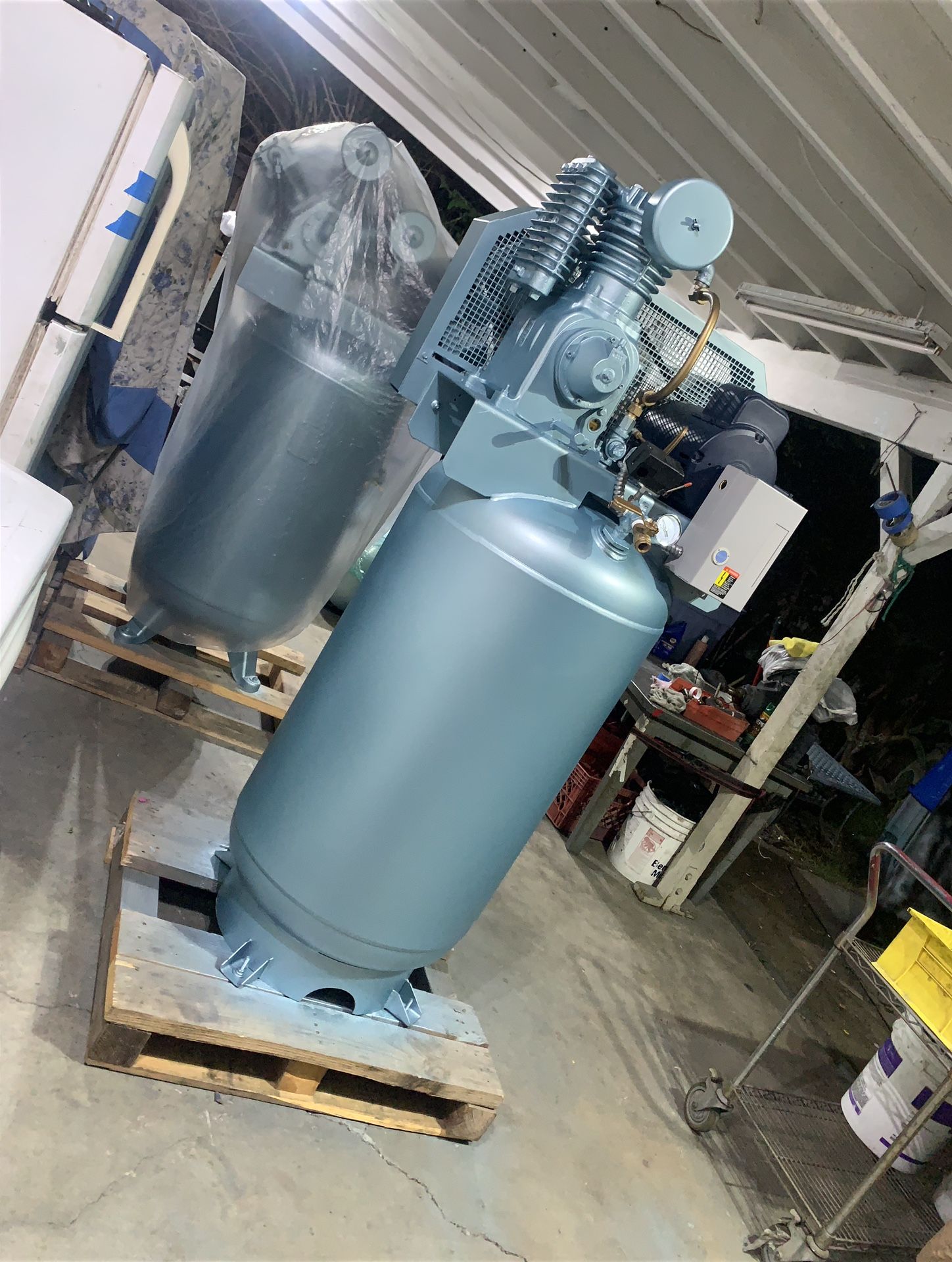 Air Compressor Men Industrial Compressors for Sale in Santa Ana, CA ...
