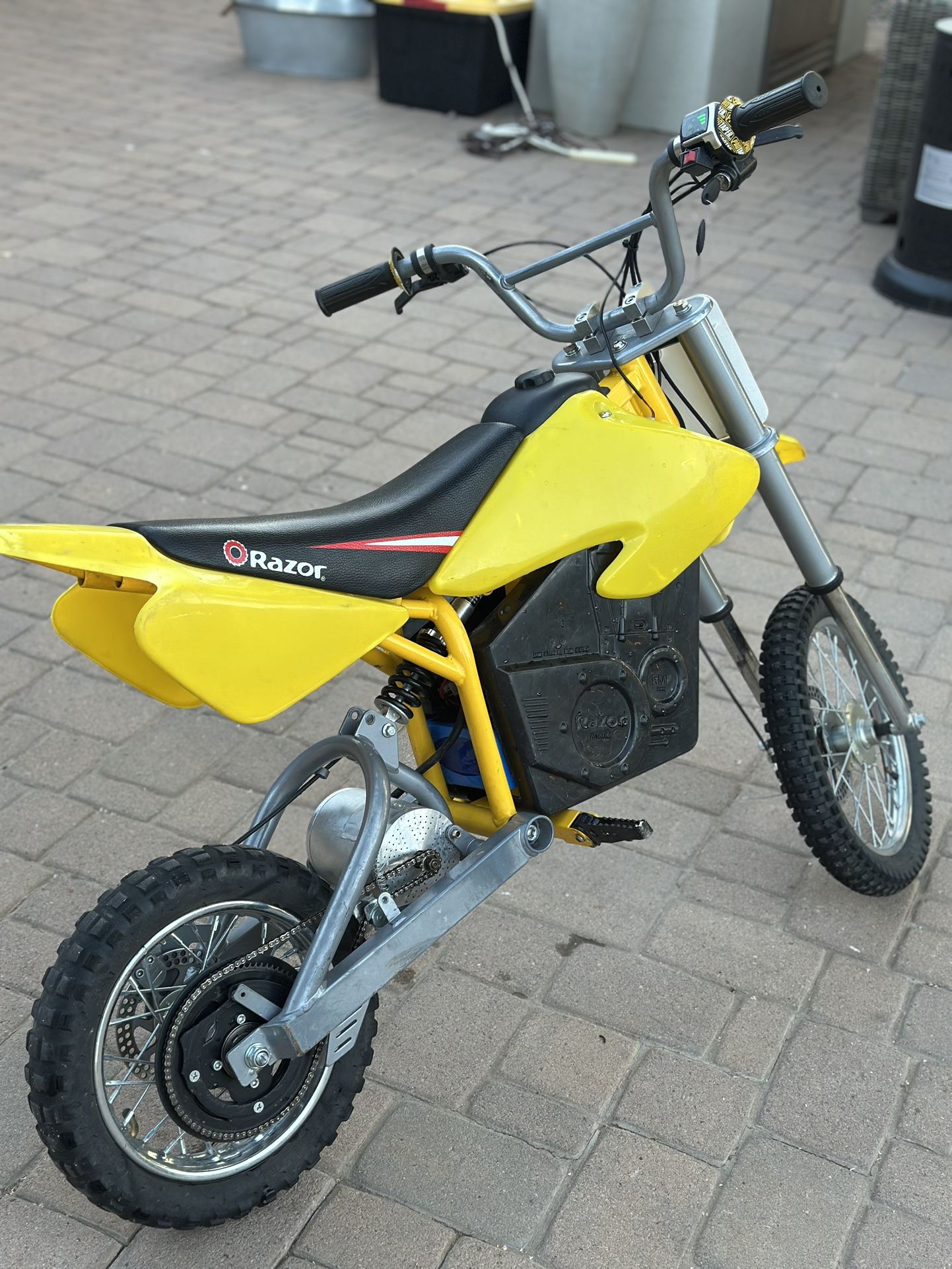Razor MX650 eDirtbike 48v 2000W 20Ah + Suspension Mod for Sale in ...