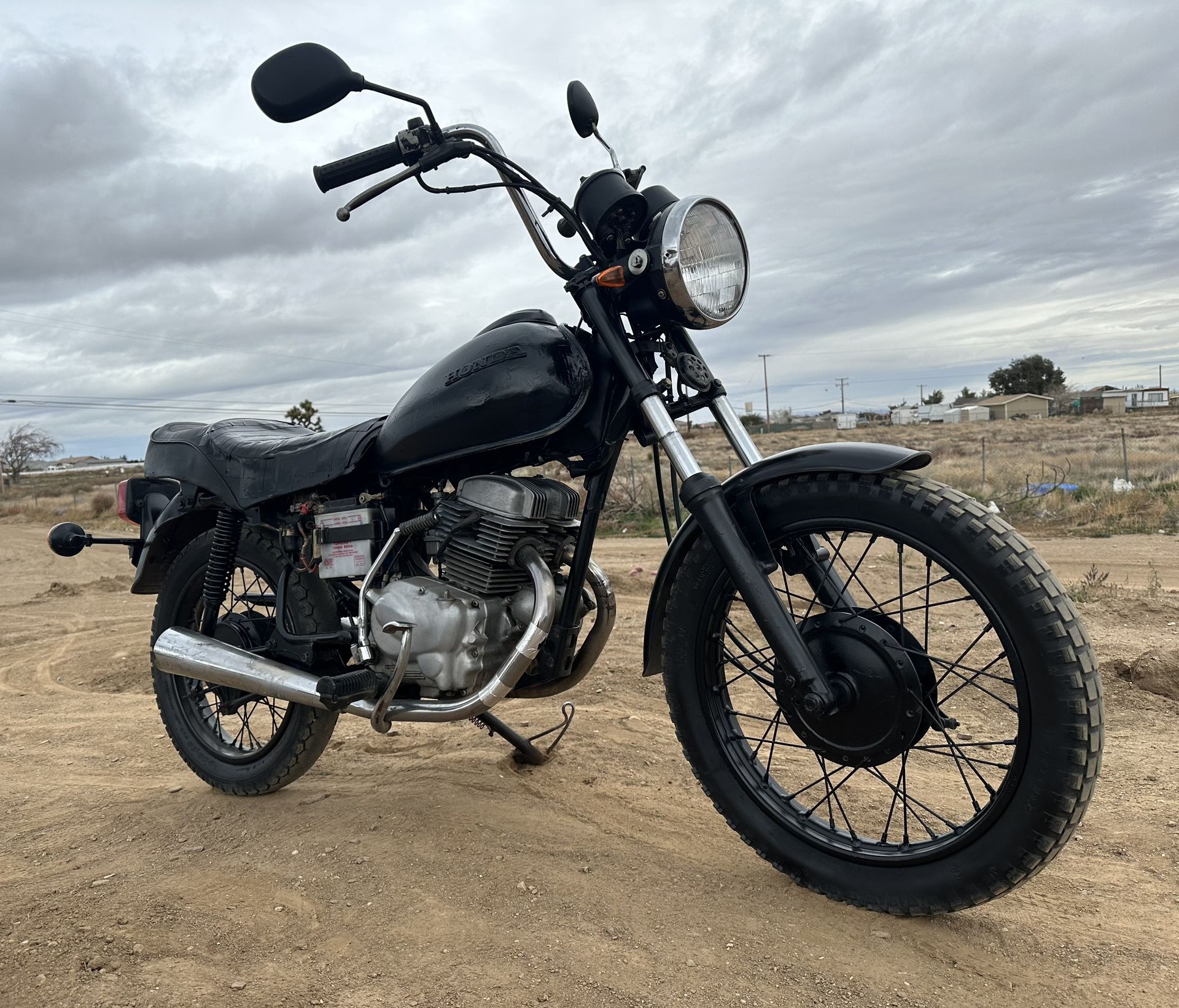 1982 Honda Cm200t Scambler Cafe Racer for Sale in Hesperia, CA - OfferUp