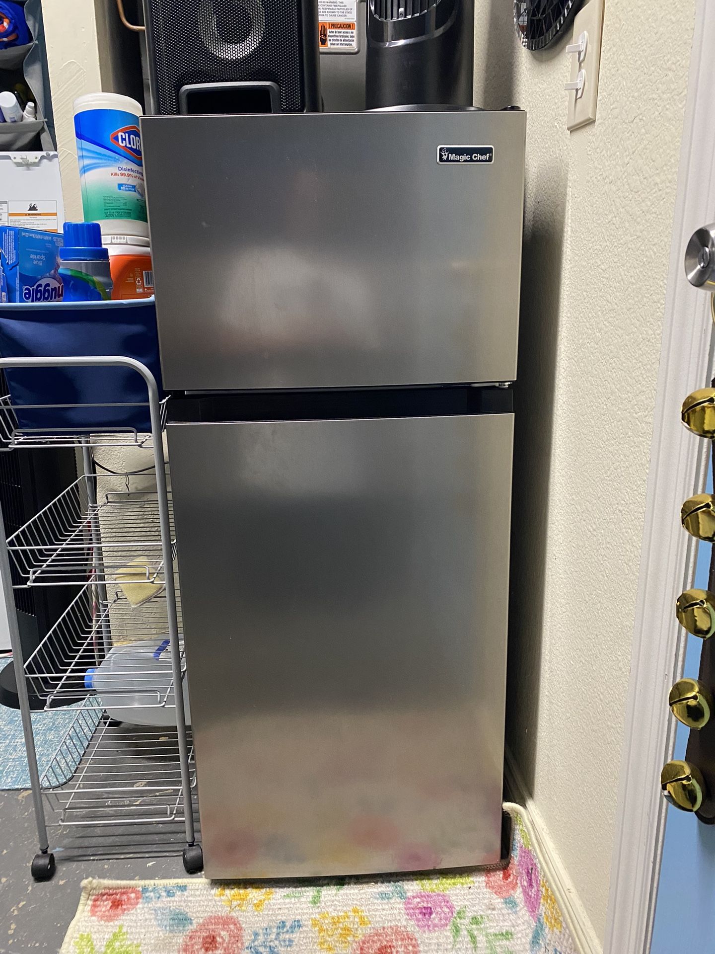 Awesome Magic Chef Mini Refrigerator 4.5 Cubic Feet for Sale in Boca ...