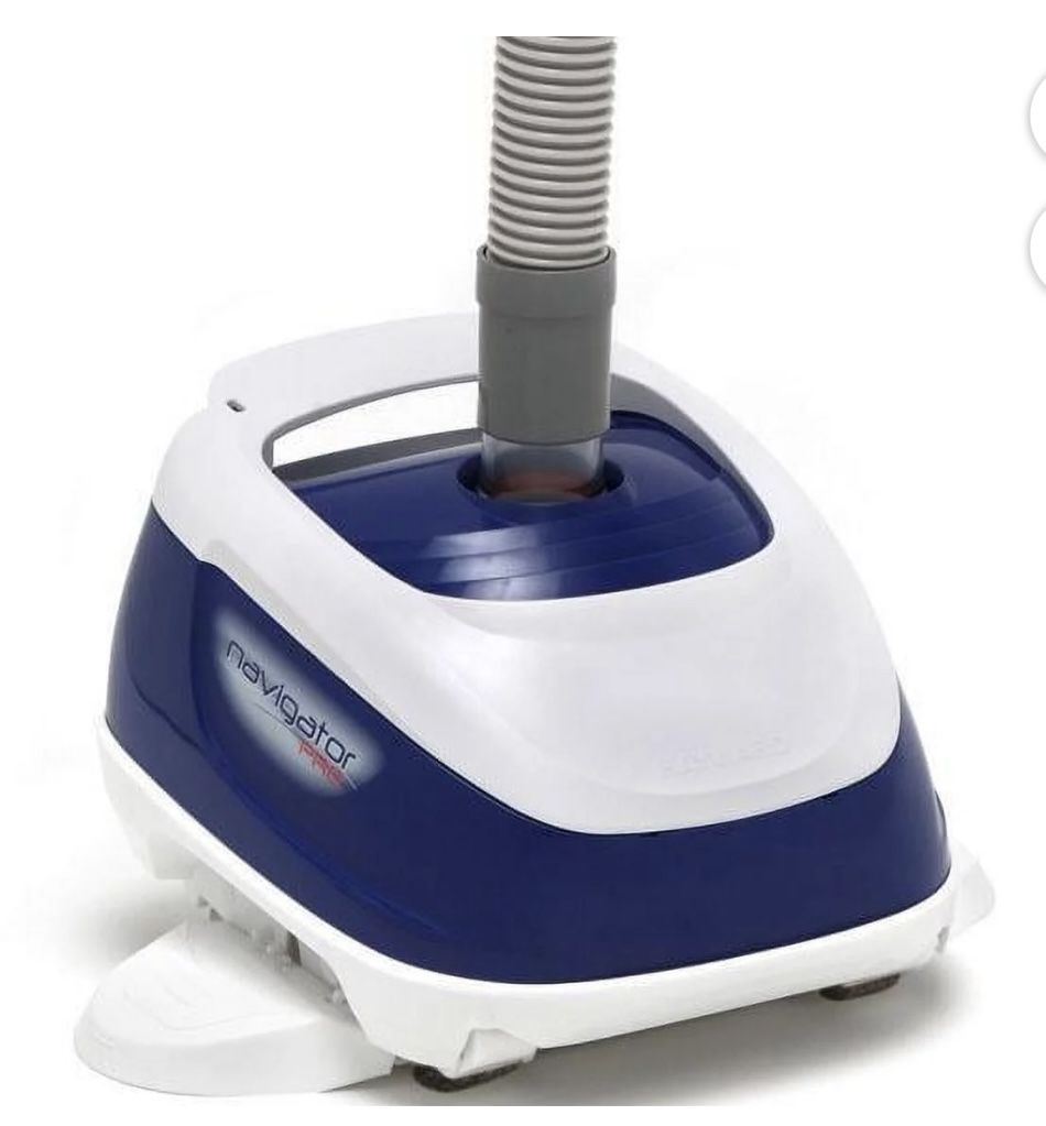 Heyward Navigator Pool Vacuum for Sale in Boca Raton, FL - OfferUp