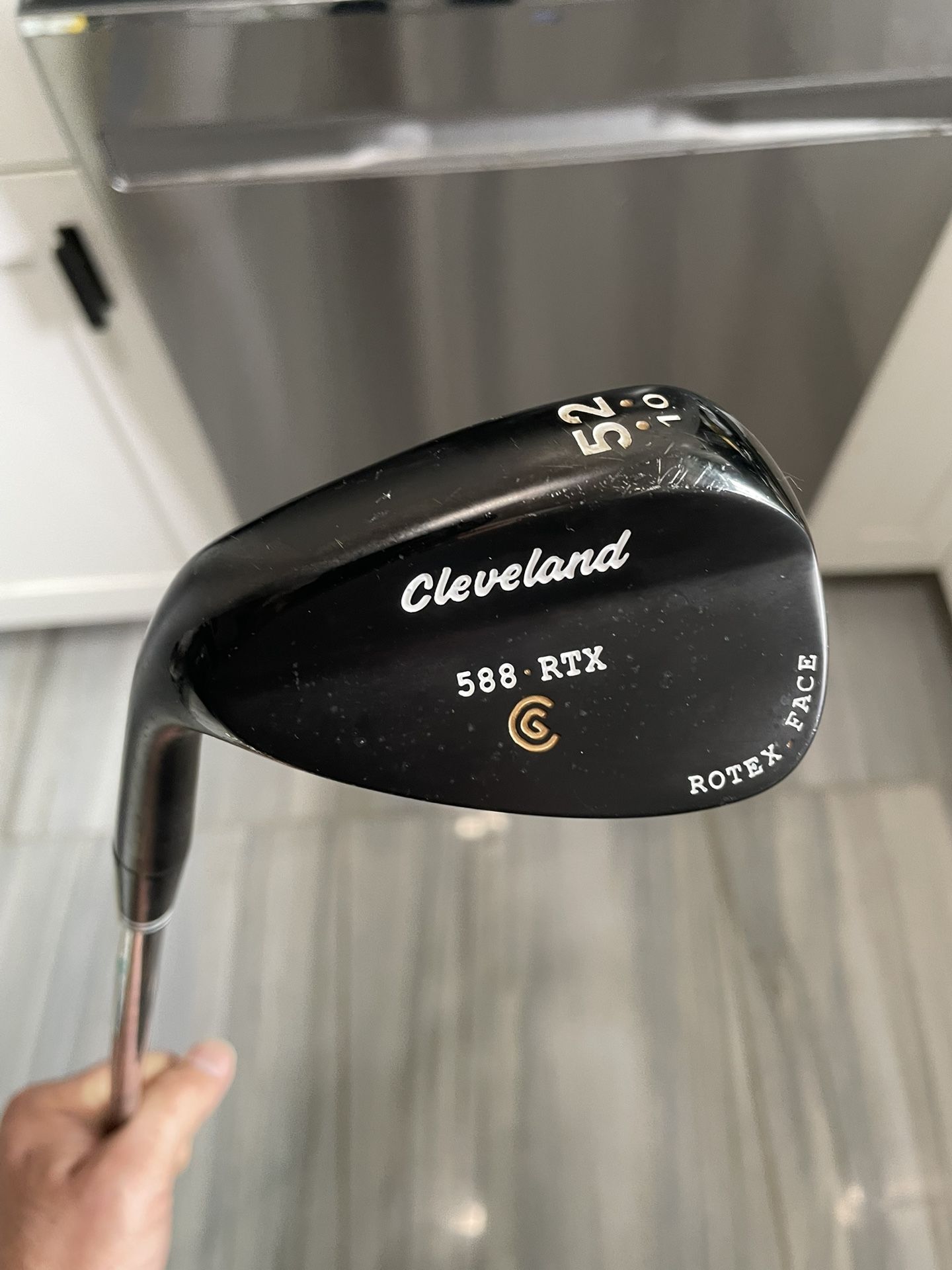 Cleveland Golf 588 RTX Rotex Face 52°/10 Black Wedge, 35.5” LH - STILL ...