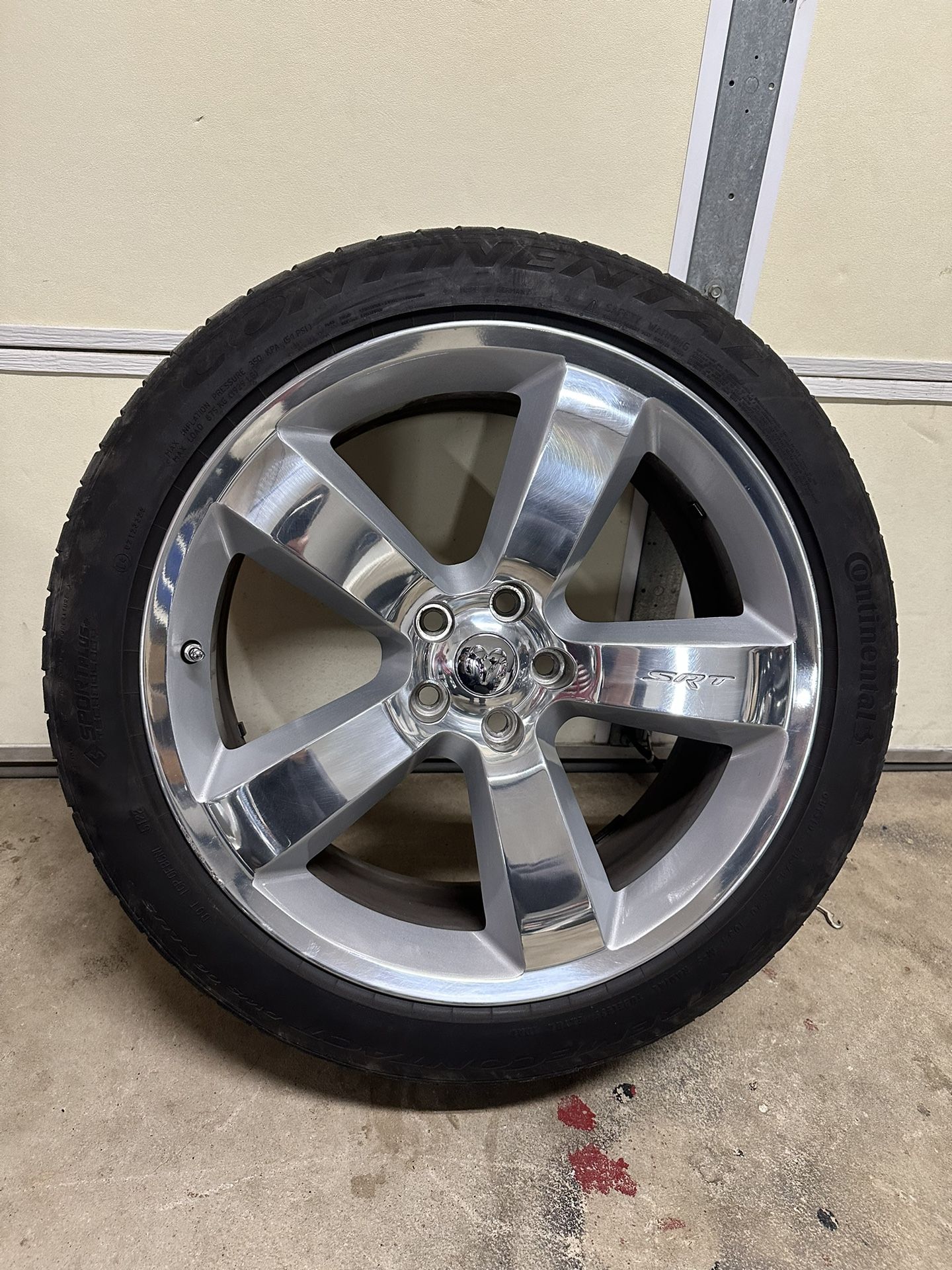 OEM Chrome SRT Wheels(5x115) for Sale in Wildomar, CA - OfferUp