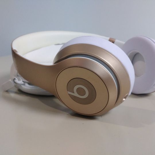 (Authentic) Gold Beats Solo Wireless Headphones for Sale in Orlando, FL ...