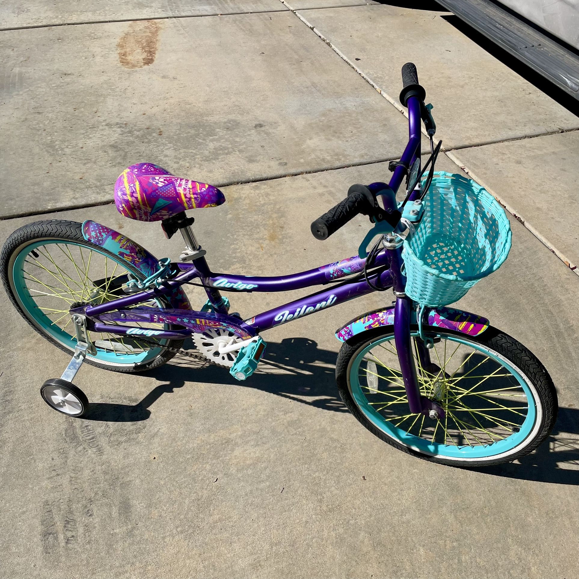KENT AVIGO Leilani 20” Girls Bike • Helmet, Basket, Training Wheels ...
