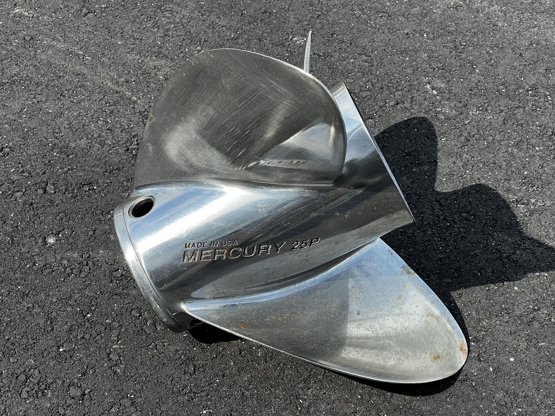 Mercury Fury 25P Propeller for Sale in Miami Beach, FL - OfferUp