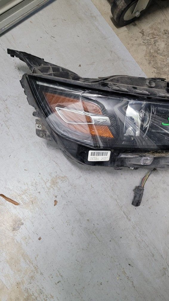 2016 Chevy Impala LT2 Right Side Headlight for Sale in Houston, TX ...
