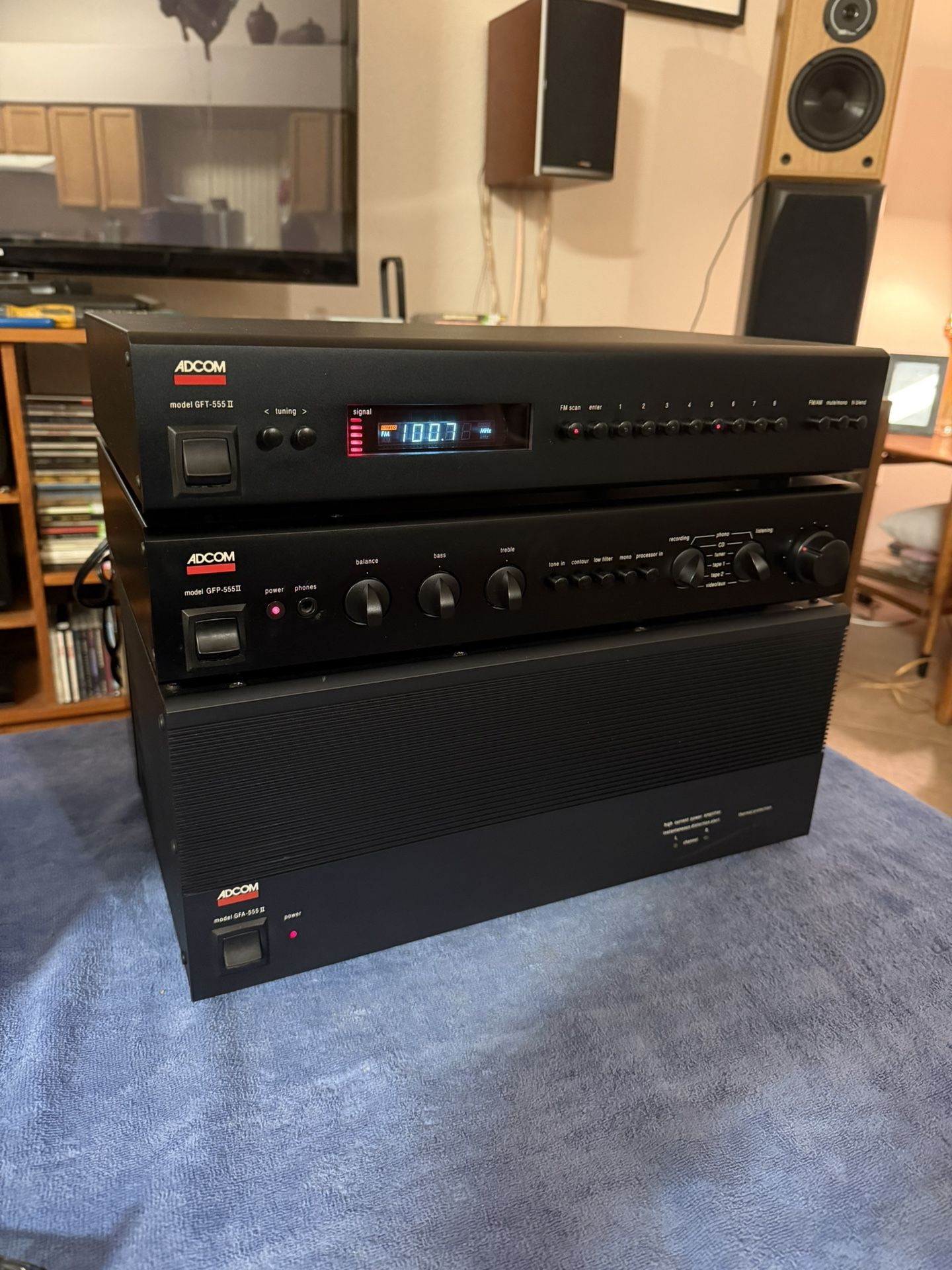 Vintage Audiophile Adcom Stereo System: GFA-555 II, GFP-555, GFT-555 II ...