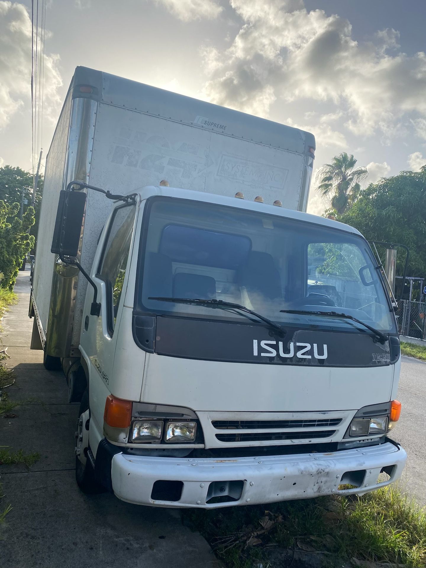 1995 ISUZU NPR for Sale in Pembroke Pines, FL - OfferUp