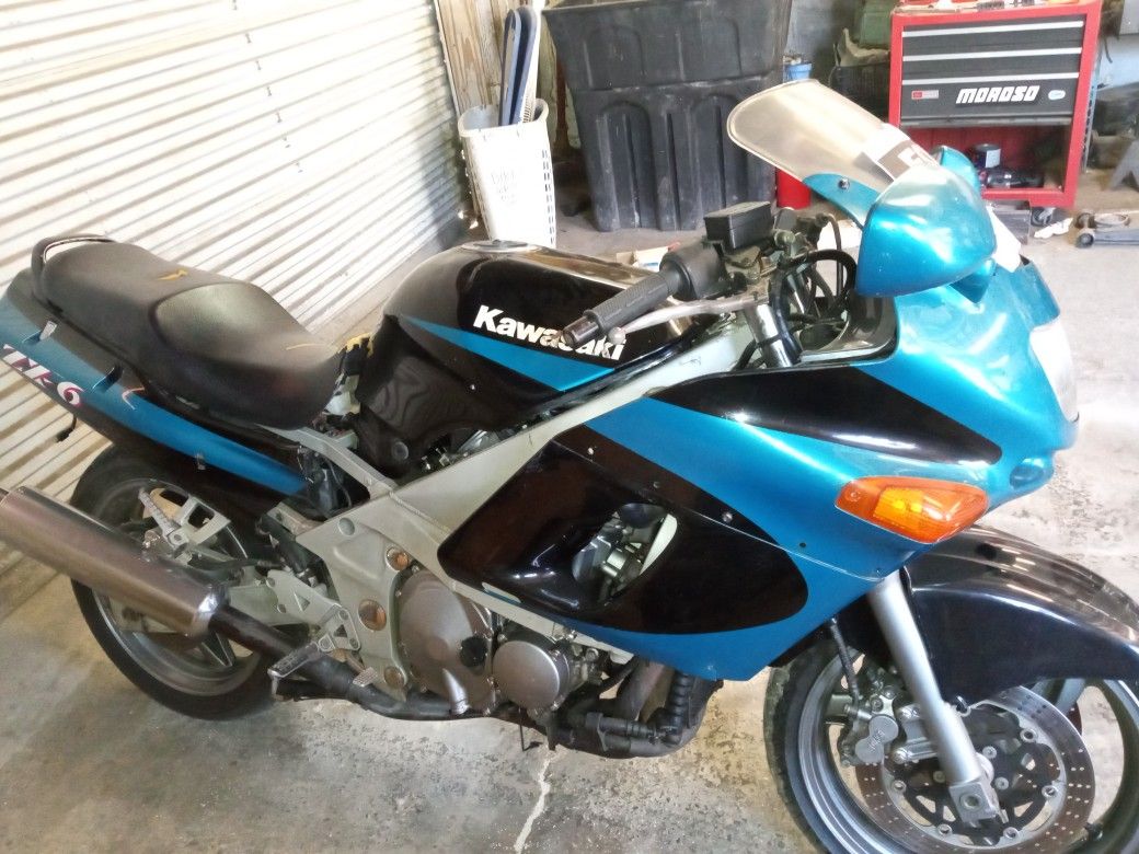 1993 Kawasaki Ninja ZX6 for Sale in Sacramento, CA - OfferUp