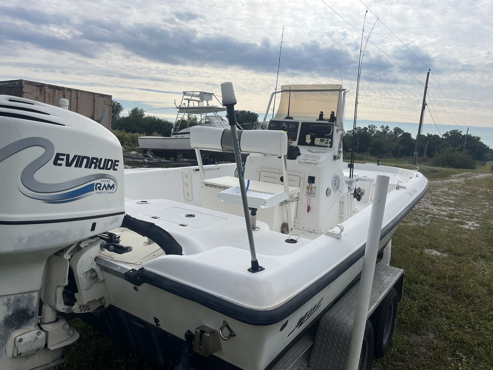 2000 Mako Bayshark for Sale in Duck Key, FL - OfferUp
