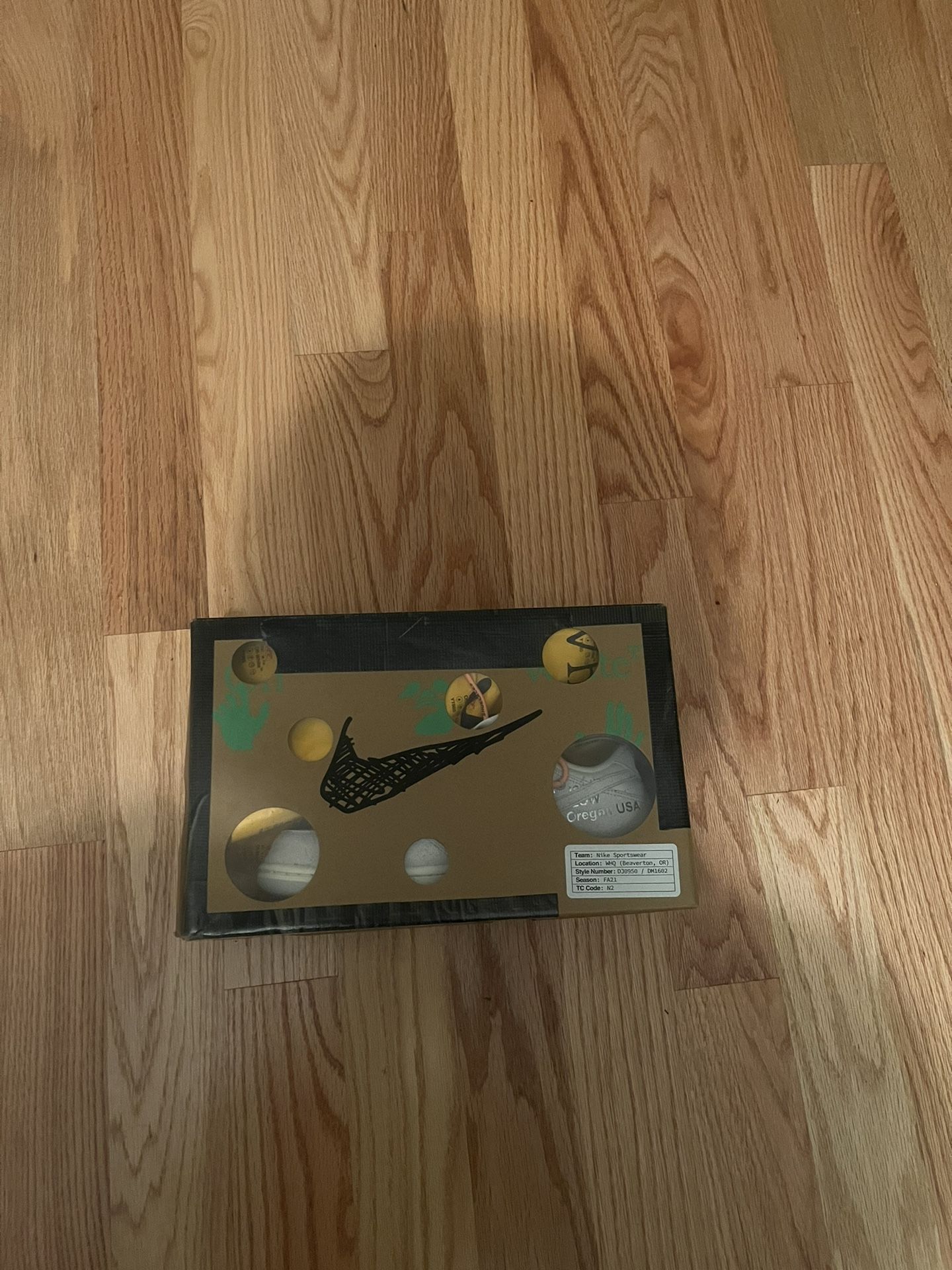 Sb Dunks Off White Collab for Sale in Chicago, IL - OfferUp