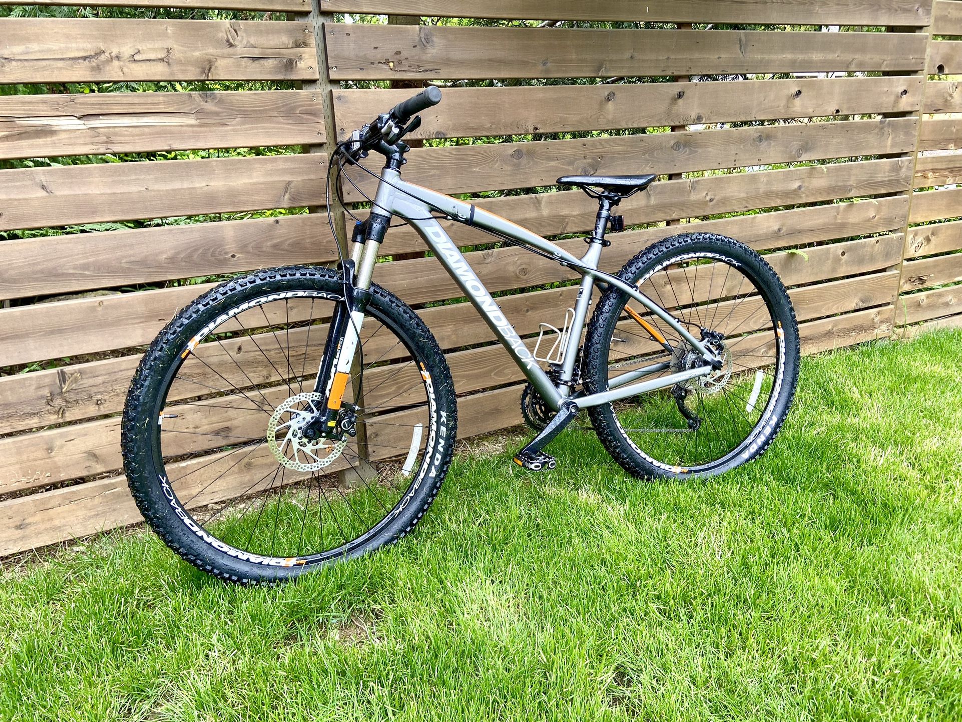 Diamondback Overdrive Mountain Bike Bicycle - Medium 29” er - for Sale ...