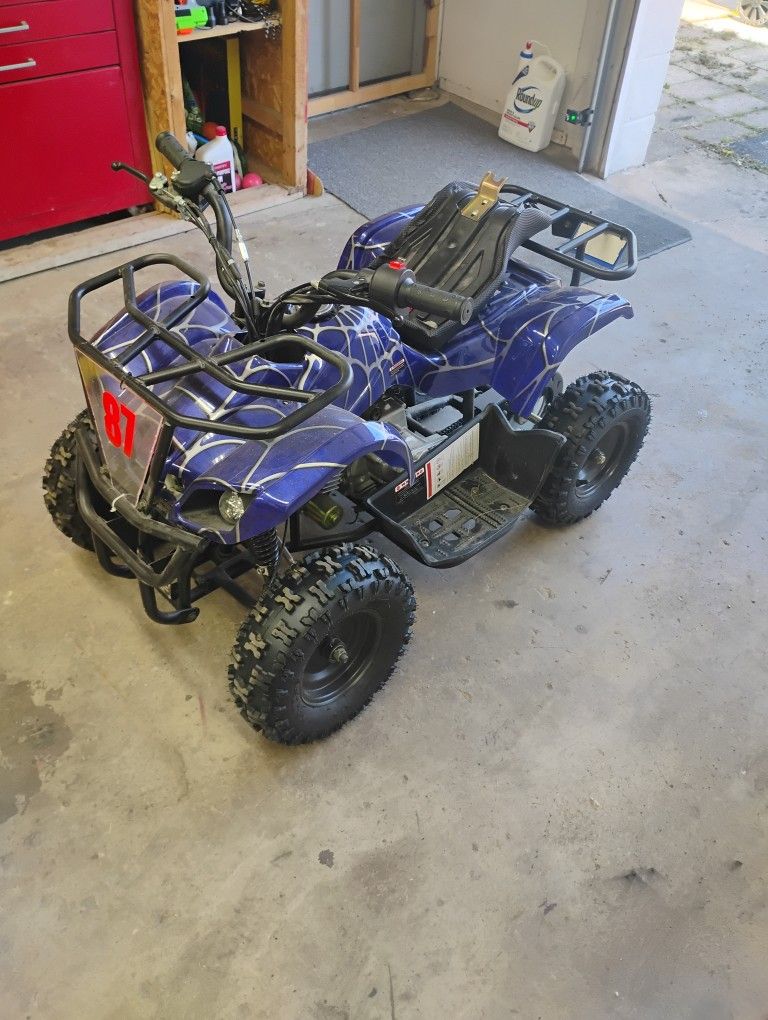 vitacci 60cc atv blue spiderweb Mini Hunter for Sale in Plum, PA - OfferUp