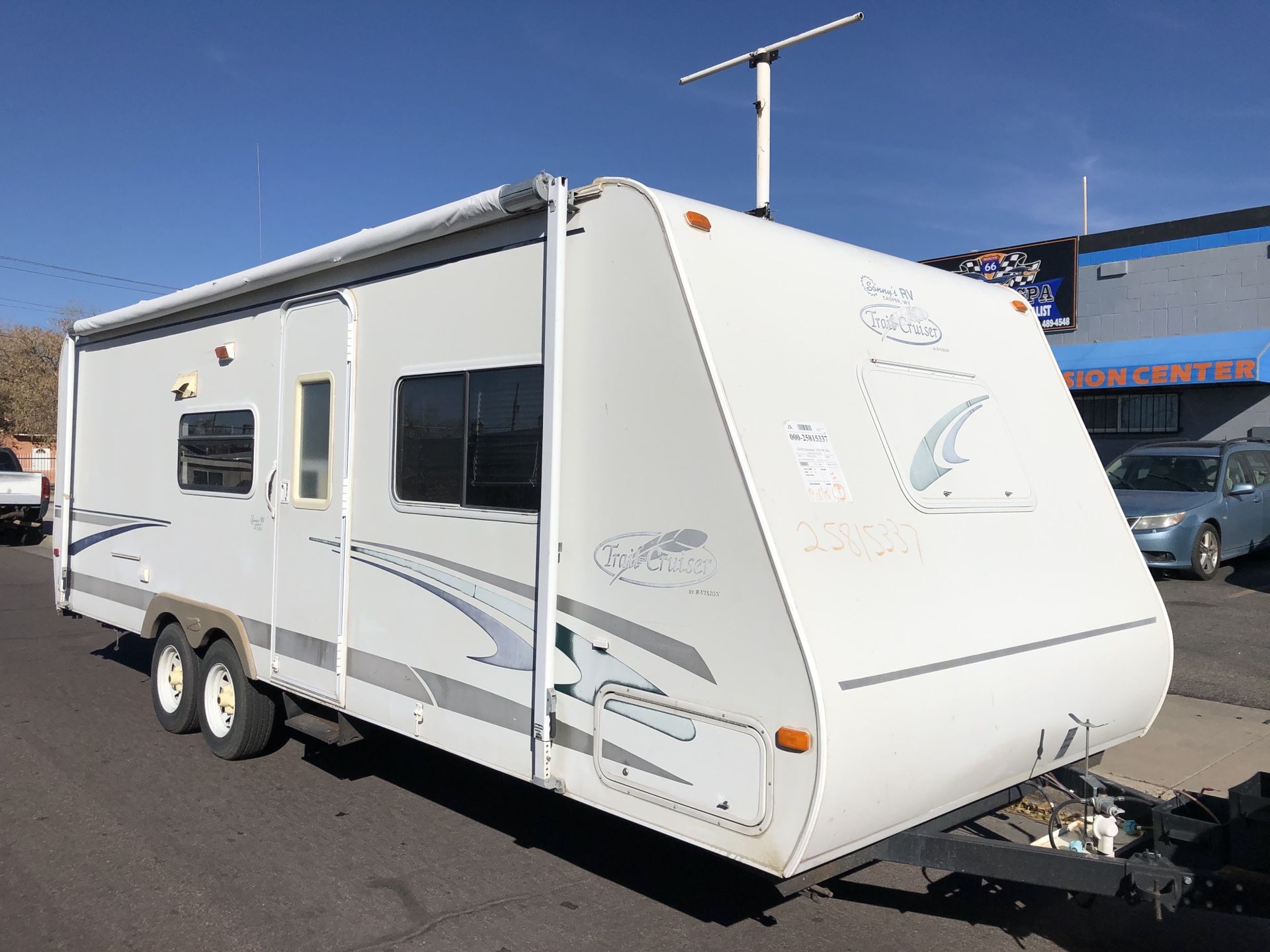 2003 TRAIL LITE TRAVEL TRAILER for Sale in Albuquerque, NM - OfferUp