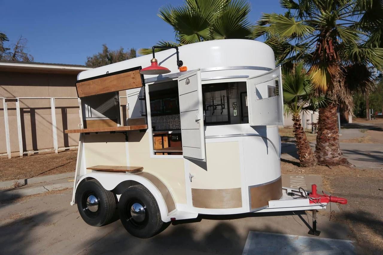 Horse Trailer Bar – Mobile Event Bar / Wedding Bar for Sale in Long ...