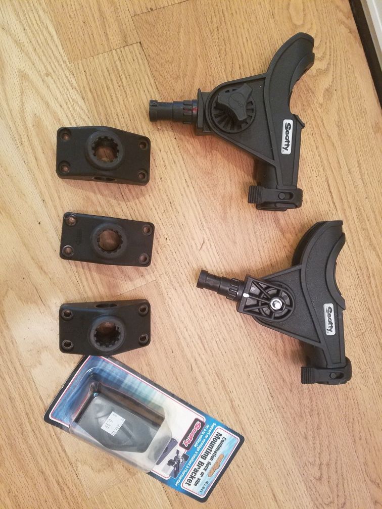 4 Scotty Mounting Brackets & 2 Scotty Pole Holders for Sale in Bonney ...