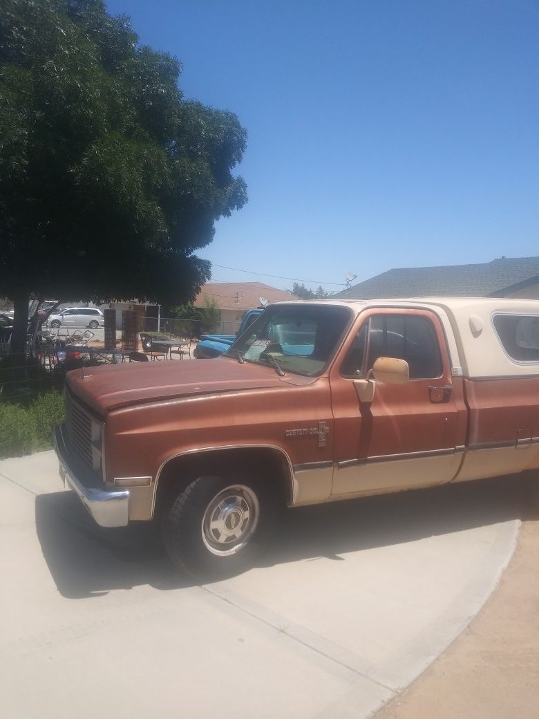 82 chevy 6.2 diesel for Sale in Victorville, CA - OfferUp