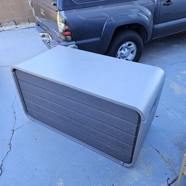 Outdoor patio or garage Storage container, 200gal, good condition, very ...