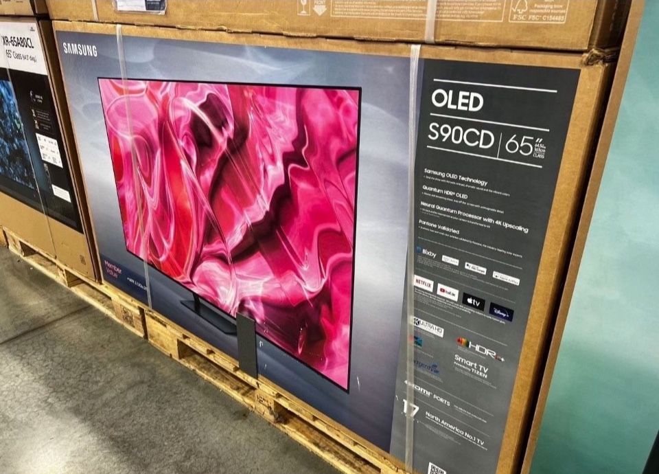 Samsung Oled S90c 65 Inch 4K Tv Smart for Sale in Pasadena, CA - OfferUp