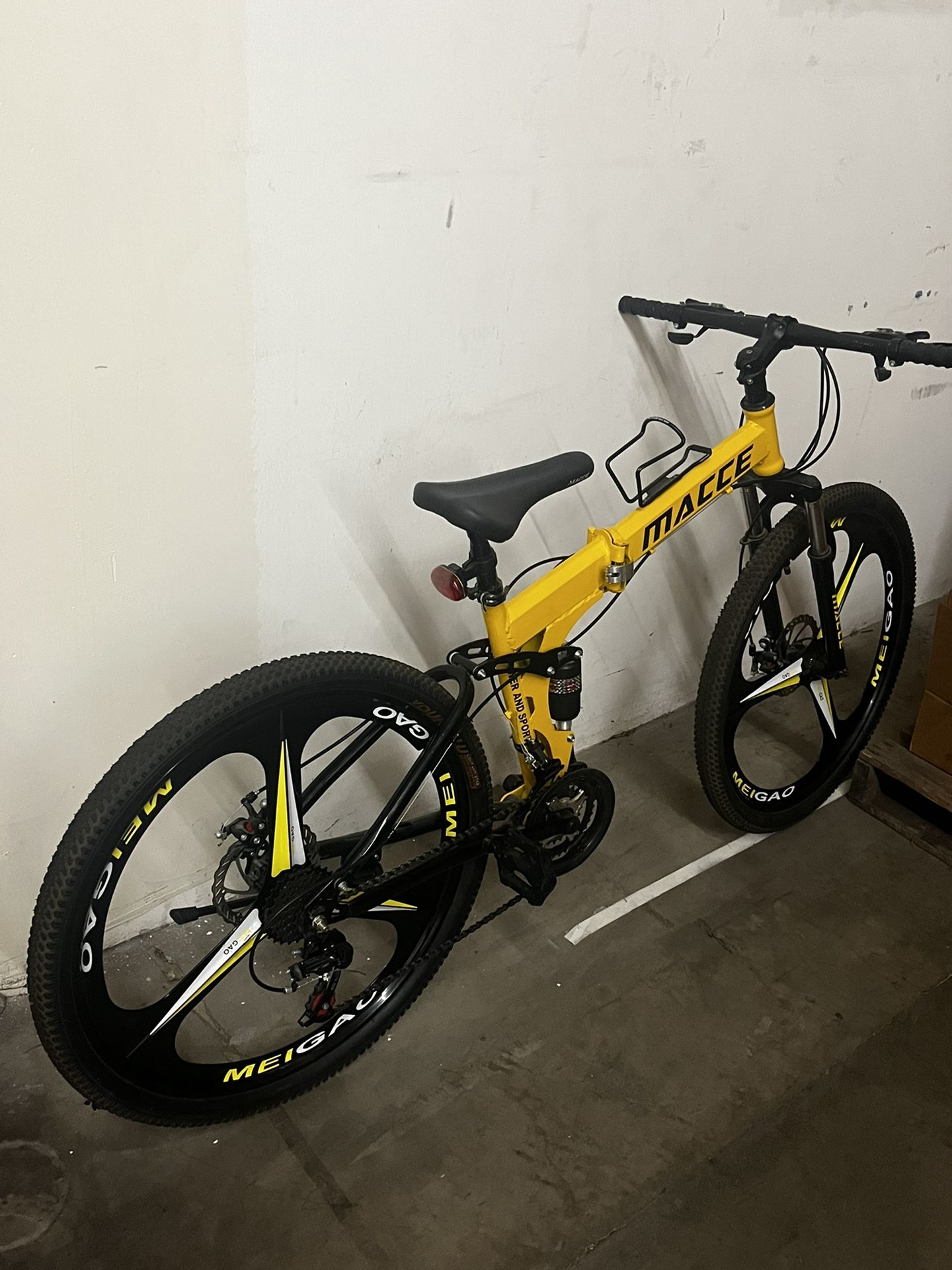 FOLDABLE BIKE 26’ MACCE MEIGAO PRICE IS FIRM! OFFERS WILL NOT BE ...