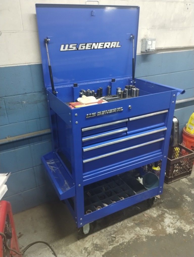 Us General Roll Cart for Sale in Mansfield, MA - OfferUp