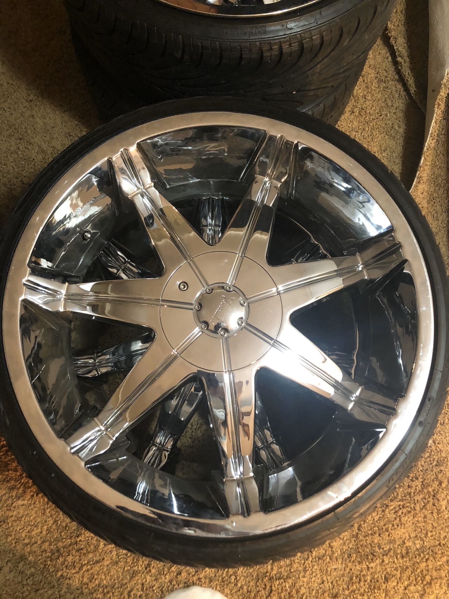 22 inch Versante rims (tires and rims) for Sale in New Castle, DE - OfferUp