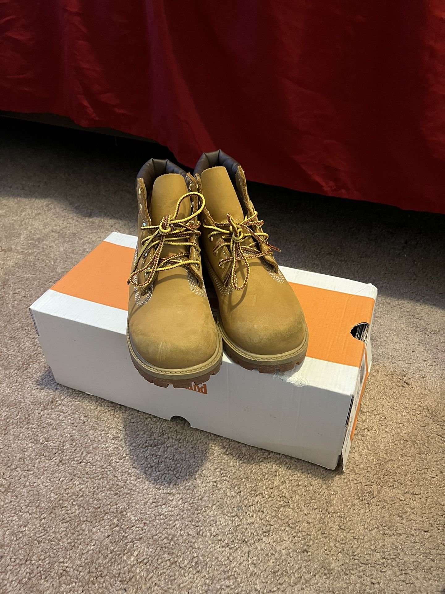 timberland boots kids for Sale in Cleveland, OH - OfferUp