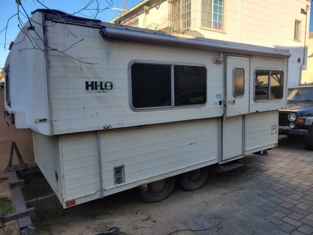 Hi-Lo FunMaker Travel Trailer Camper With Pink Slip Title doc AS IS for ...