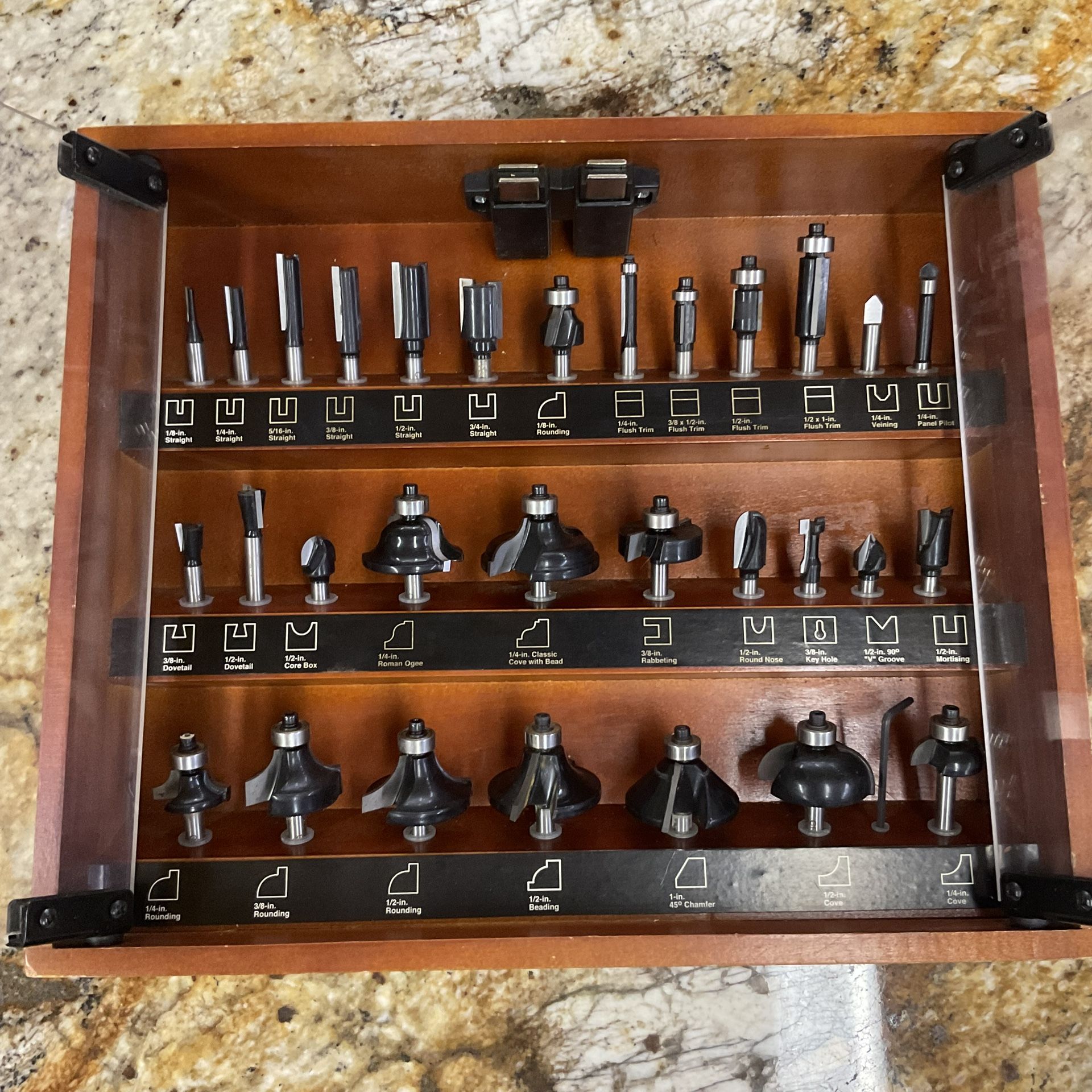 Craftsman 30 Piece Carbide Tipped Router Bit Set 1/4" Shank in Wooden ...