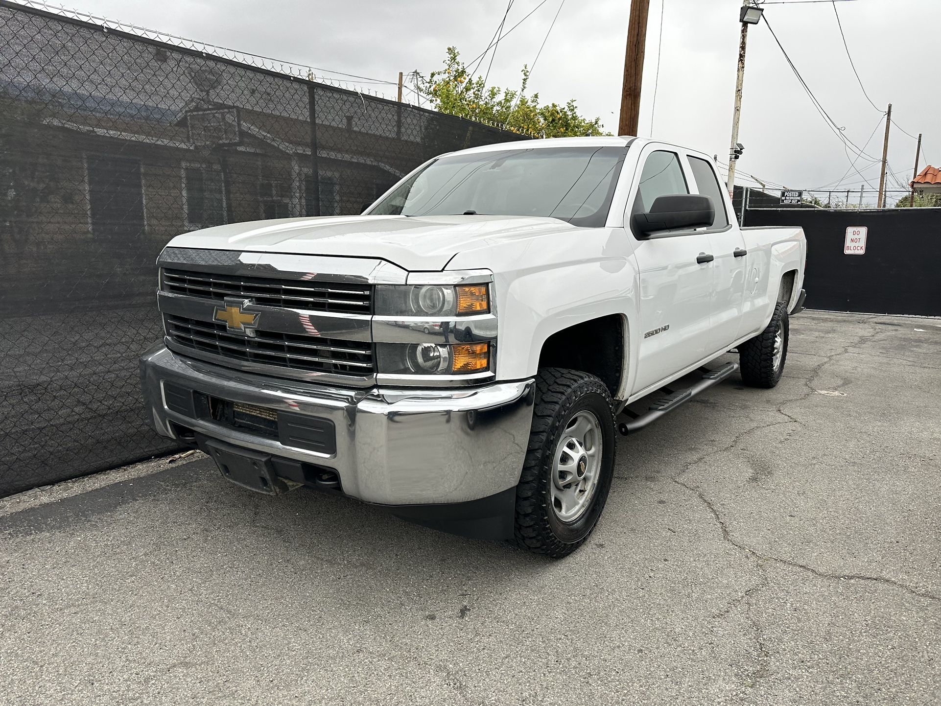 2015 Chevrolet Silverado 2500 HD for Sale in South El Monte, CA - OfferUp