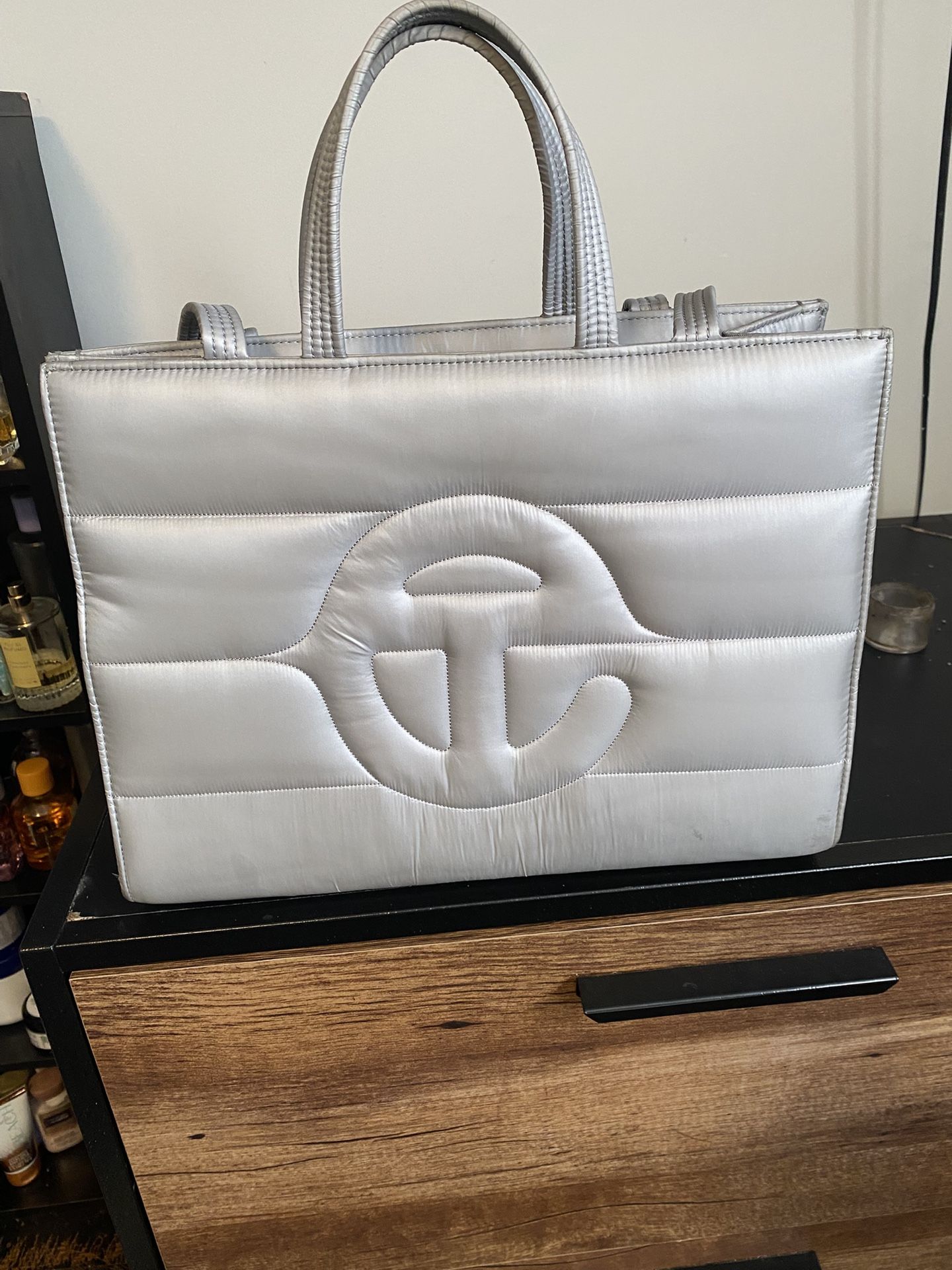 Medium Puffer Telfar Bag for Sale in Columbus, OH - OfferUp