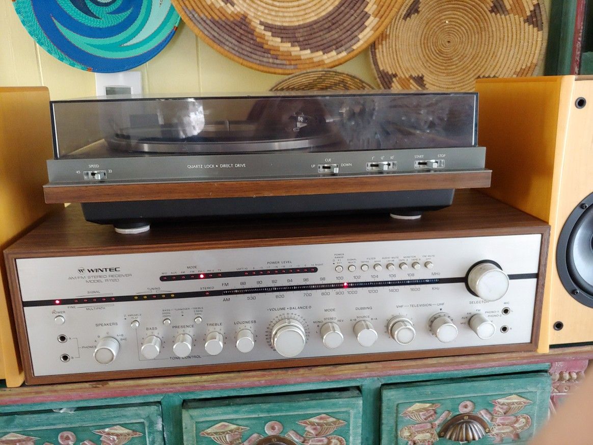 Ultra Rare. Monster. Wintec R1120 Amplifier. Beast. Works. Excellent ...