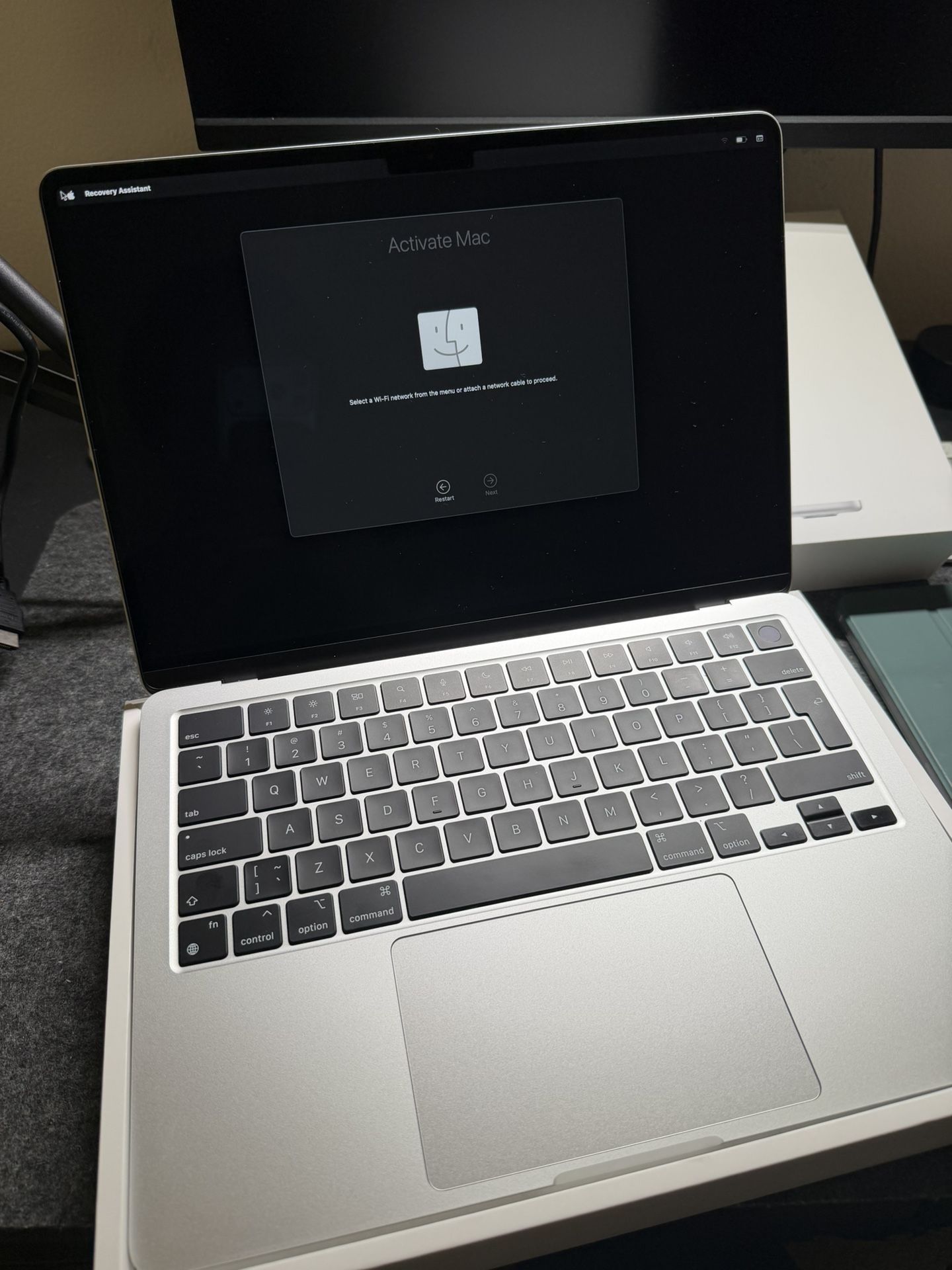 MacBook Air M2 – 16GB RAM / 512GB SSD – Silver – Like New, Full ...