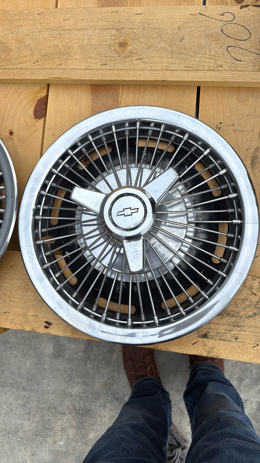 Impala Spoke Hubcaps 14 “ for Sale in Los Angeles, CA - OfferUp