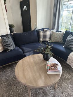 Macys Jolene sectional Sofa for Sale in Kent WA OfferUp