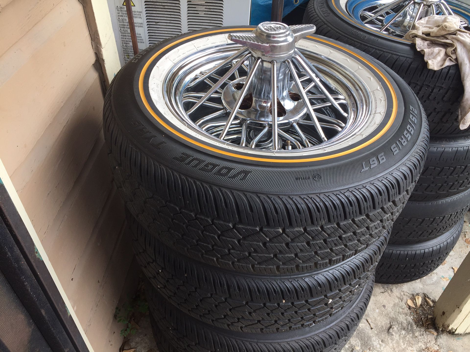 15” Swangas & Vogues (Texas Wire Wheels) for Sale in Houston, TX - OfferUp
