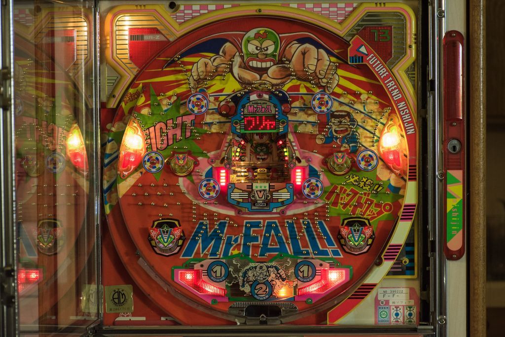 Nishijin Mr. Fall Pachinko Machine for Sale in Lomita, CA - OfferUp
