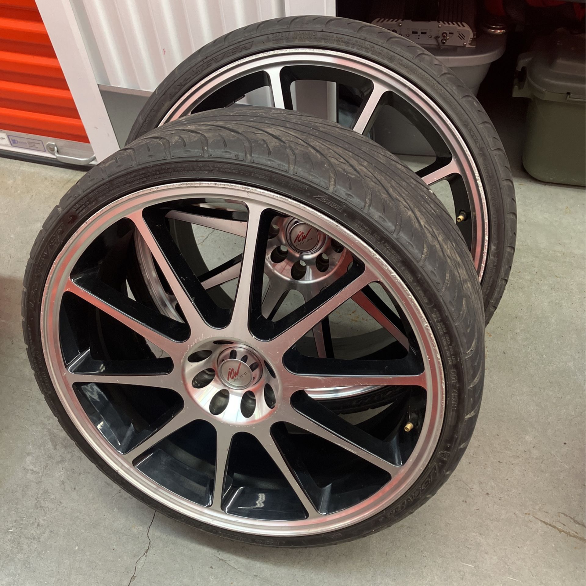 Universal 4 Lug for Sale in Vancouver, WA - OfferUp