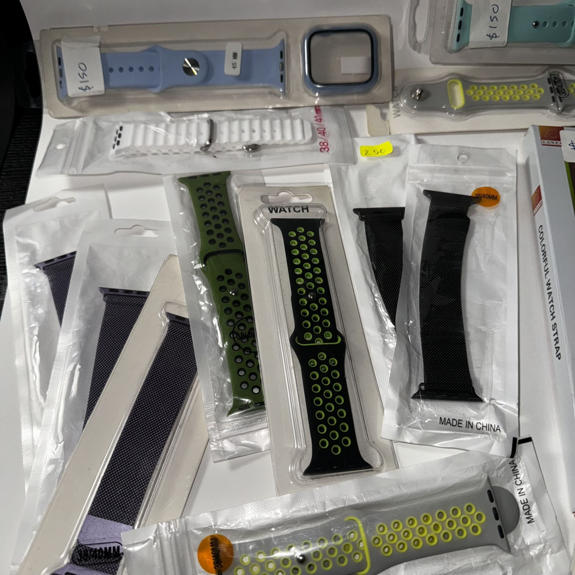 Apple Watch - Bands & Cases -LOT (38-40-42-44mm) for Sale in Lynnwood ...