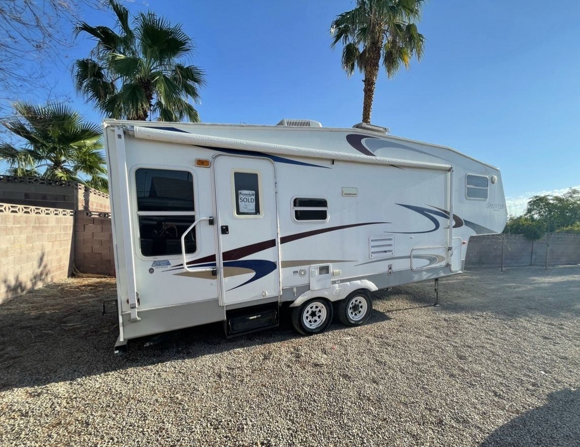 2005 keystone sprinter for Sale in Las Vegas, NV - OfferUp