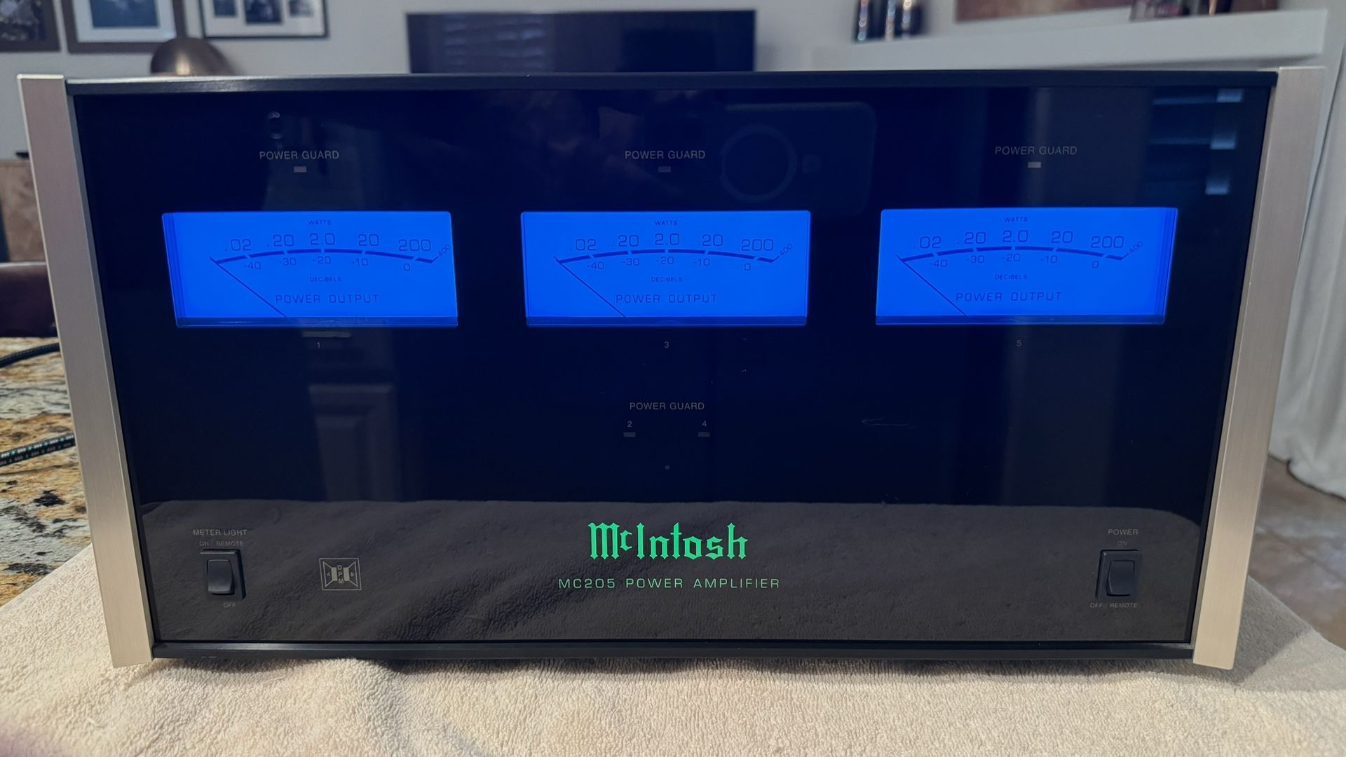 McInstosh MC205 Power Amplifier for Sale in Scottsdale, AZ - OfferUp