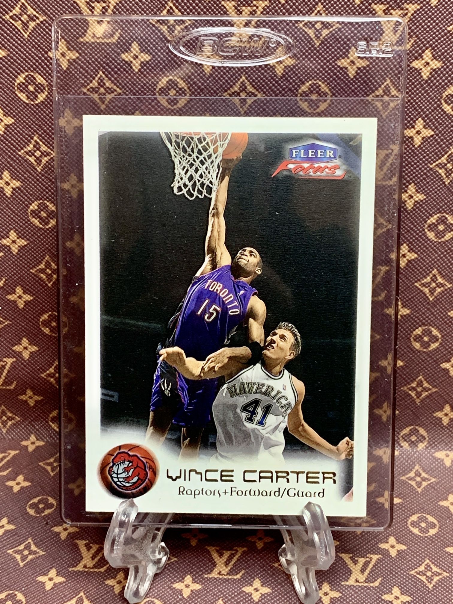 Vince Carter Dunking On Dirk Nowitzki Basketball Card for Sale in Los ...