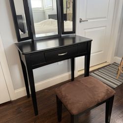 Used mirrored furniture for sale store