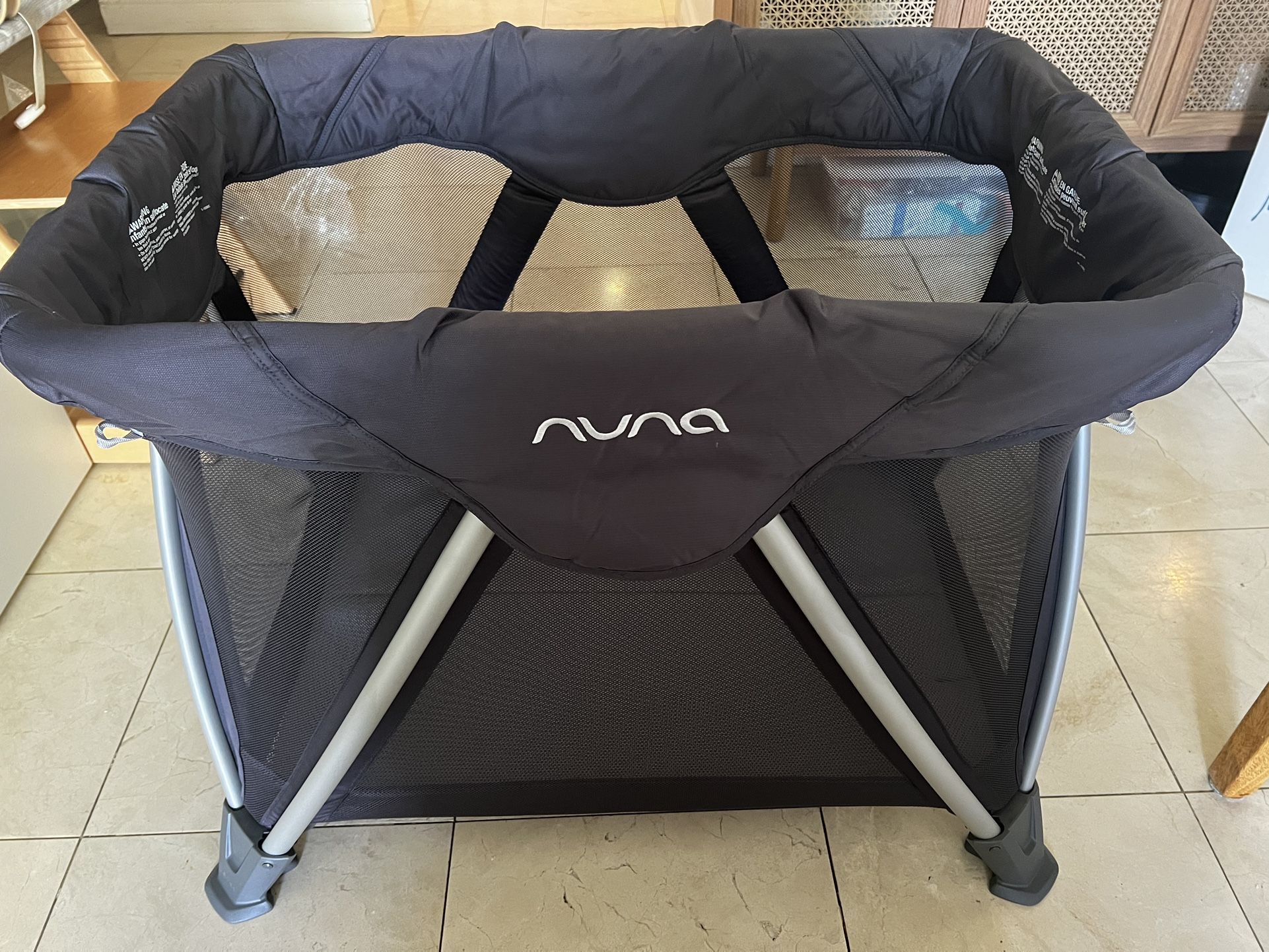 Nuna Sena aire Mini for Sale in Miami, FL - OfferUp