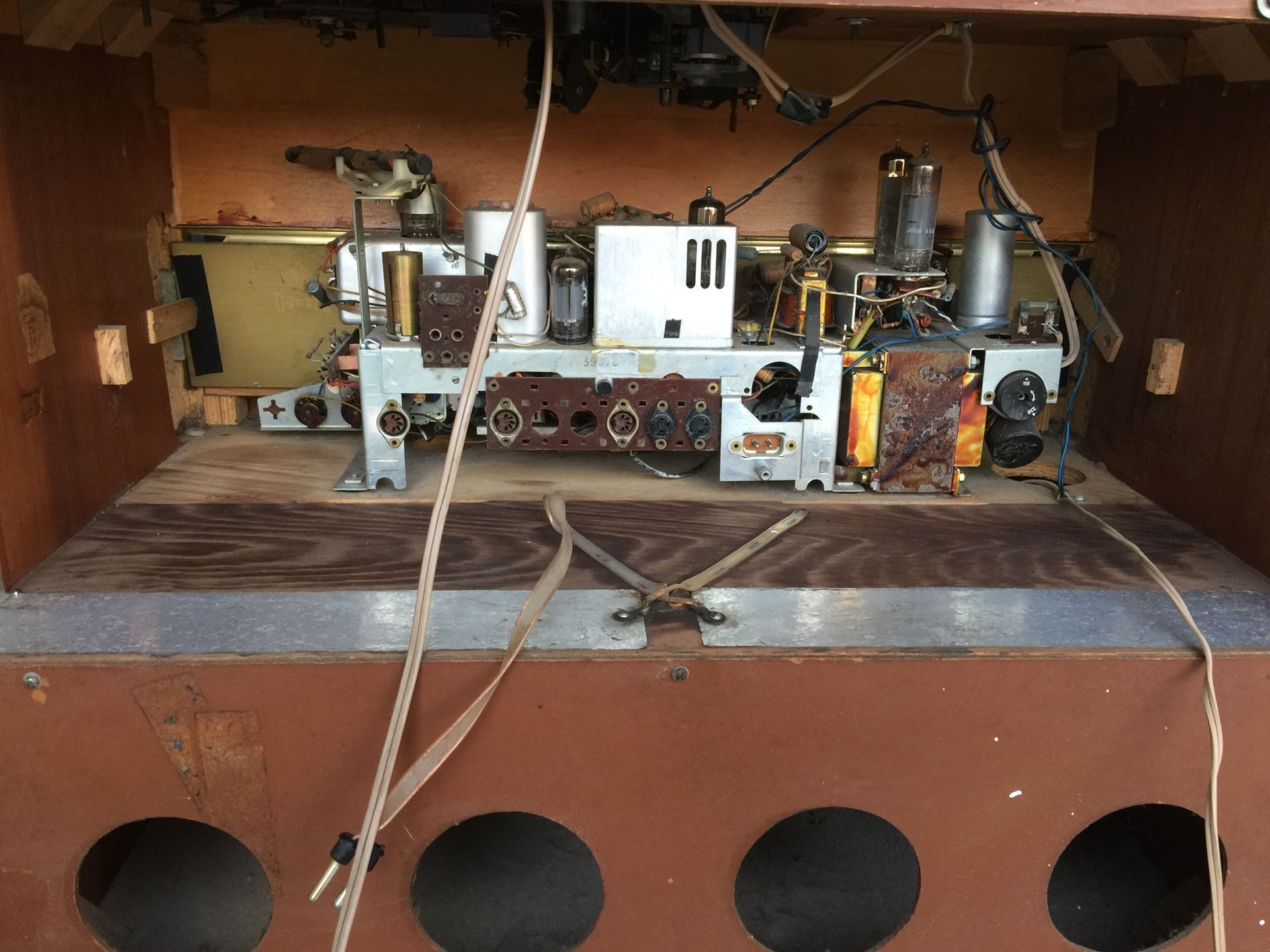 Have a vintage TELEFUNKEN SONATA HI-FI STEREO 5083 WK W/PAPERWORK. for ...