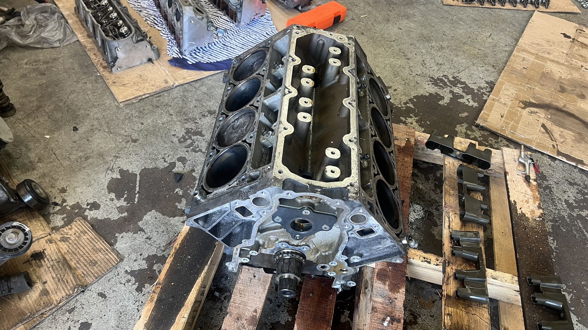 L99/LS3 DAMAGED CYLINDER WALL for Sale in Arlington, TX - OfferUp