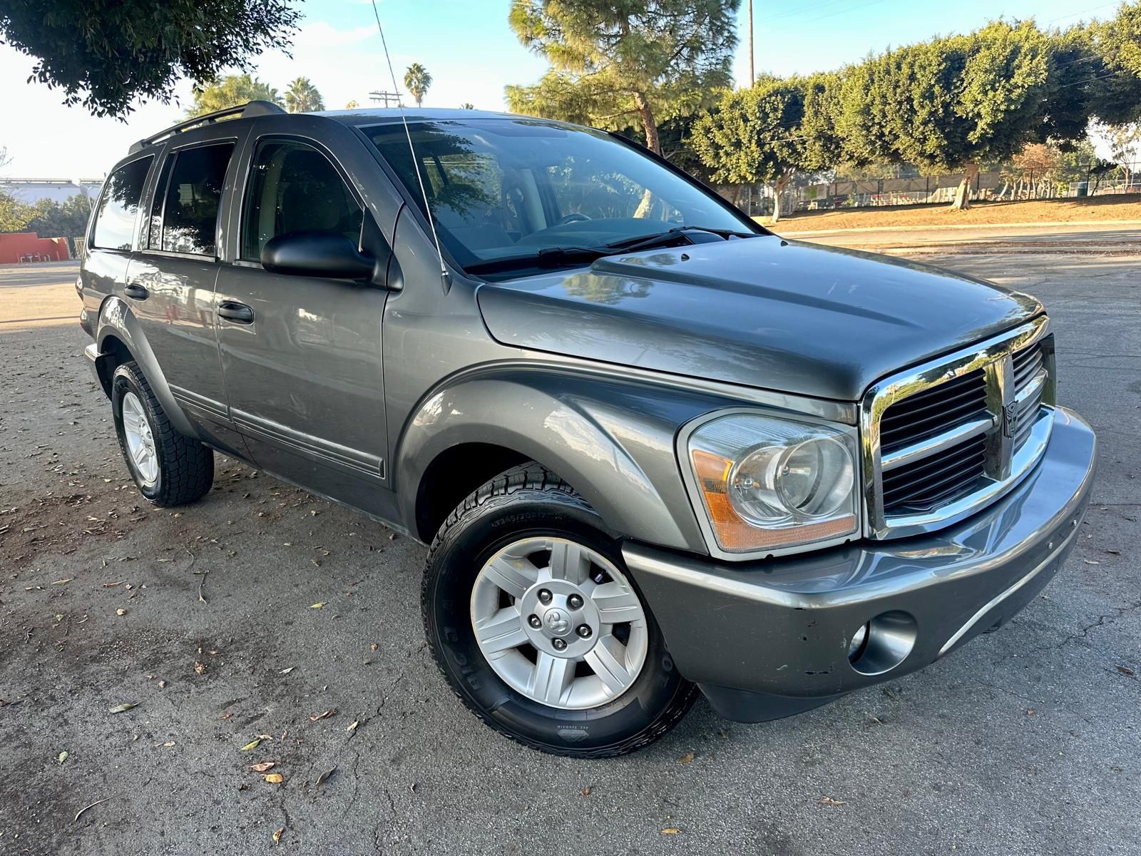 2005 Dodge Durango for Sale in Wilmington, CA - OfferUp