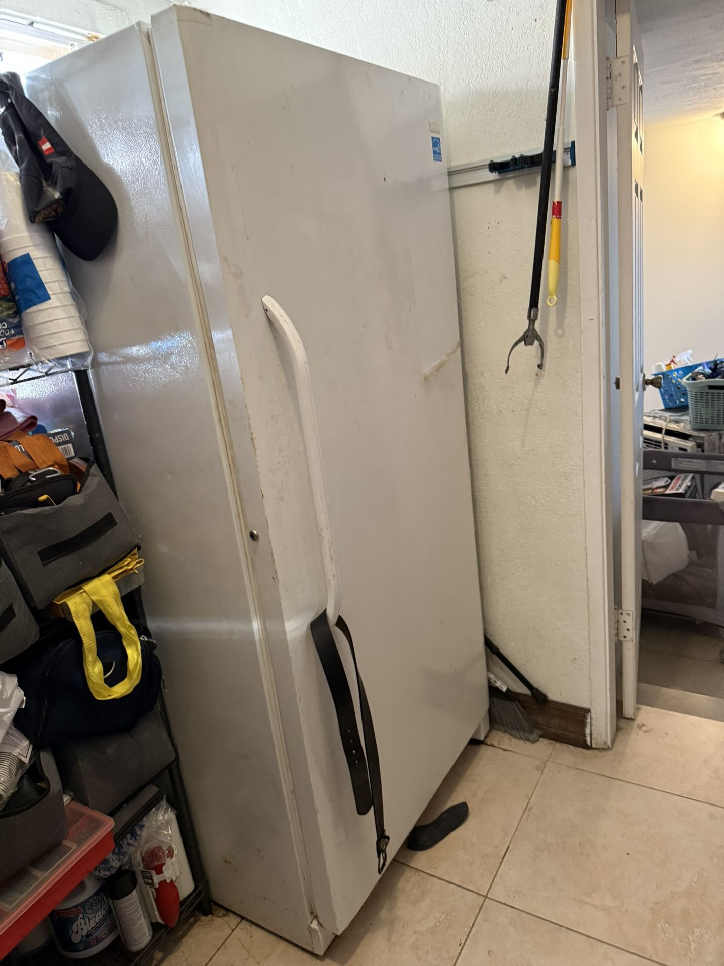 Free Fridge for Sale in North Miami Beach, FL - OfferUp
